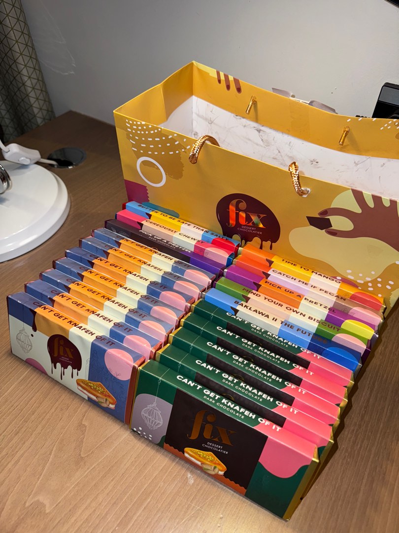 Dubai Fix dessert chocolatier chocolate bar, Food & Drinks, Other Food ...