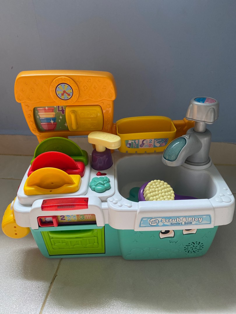 LeapFrog Scrub & Play Smart Sink, Hobbies & Toys, Toys & Games on Carousell