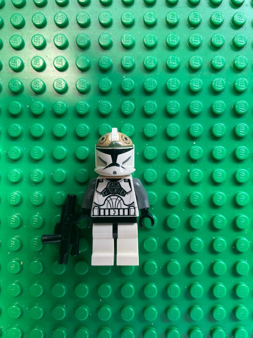 Lego Clone Trooper Gunner (Phase 1) - Large Eyes Set 8014 / 8039 Star Wars Minifigure, 興趣及遊戲, 玩具 ...