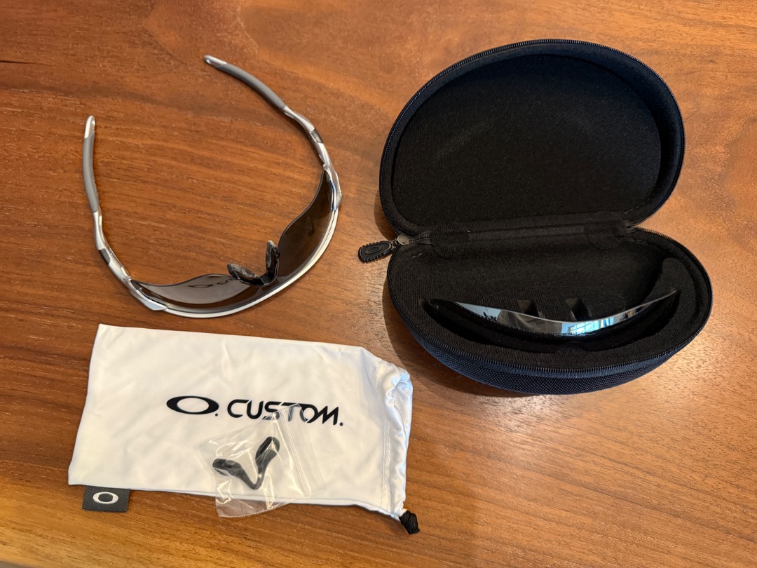Oakley Custom Radar Lock Cycle Glasses, Men's Fashion, Watches ...