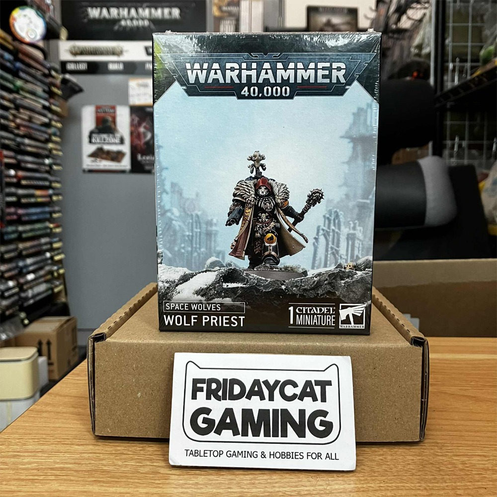 Space Wolves: Wolf Priest, Hobbies & Toys, Toys & Games on Carousell