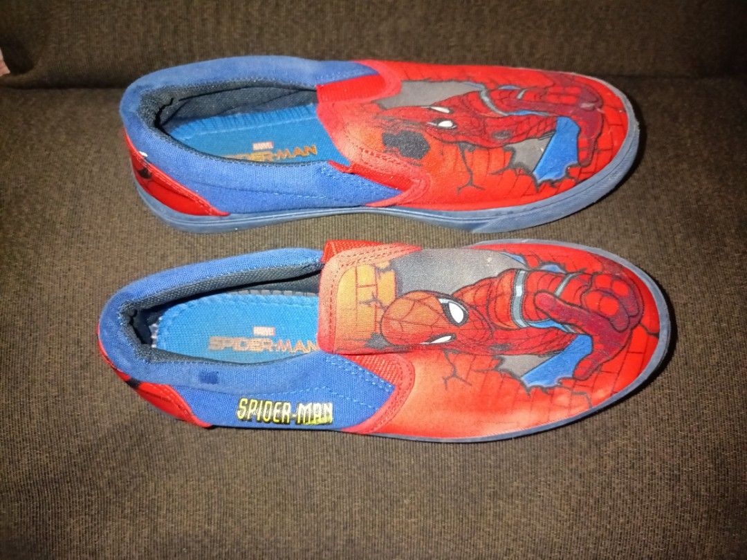 Spider man kids shoes, Babies & Kids, Babies & Kids Fashion on Carousell