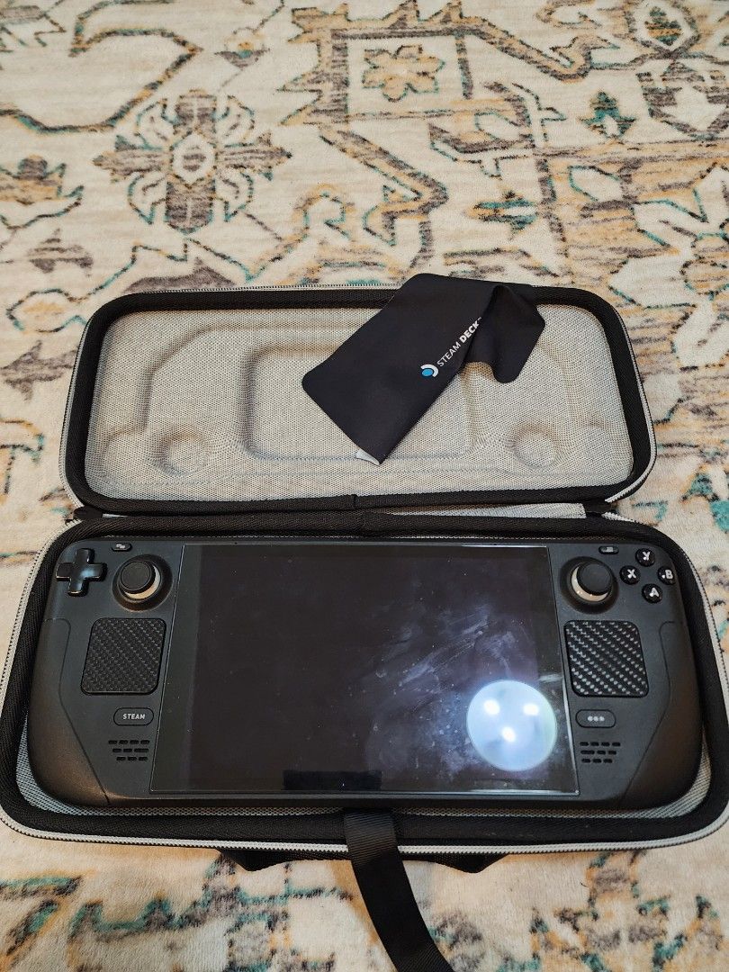 Steamdeck lcd 512gb, can trade in, Video Gaming, Video Game Consoles ...