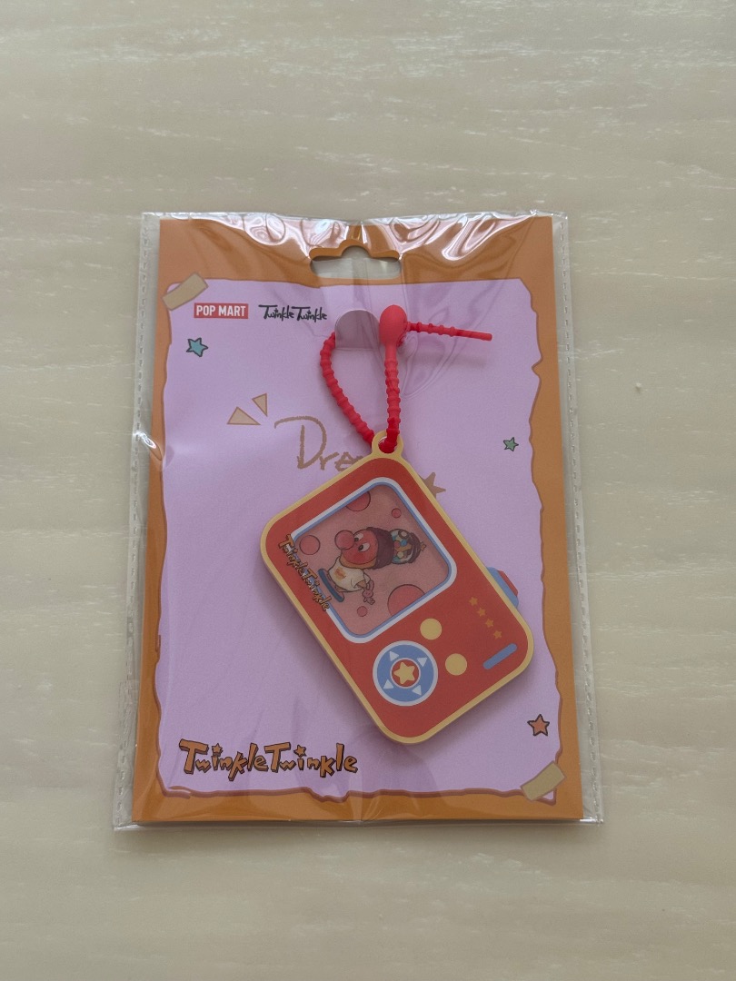 Twinkle twinkle keychain, Hobbies & Toys, Toys & Games on Carousell