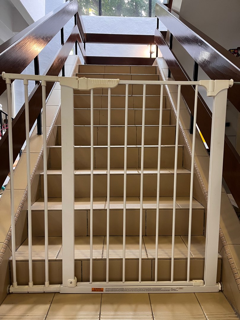 KidCoWhite Stair Safety Gate extra tall 1.2m wide, Babies & Kids, Baby ...