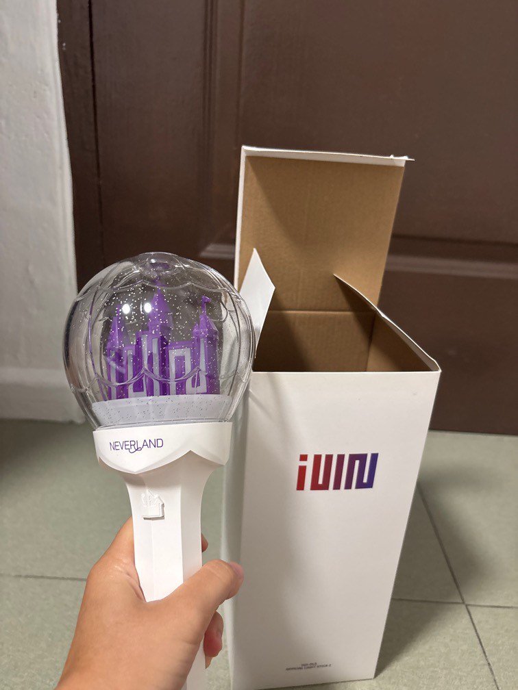 wts idle lightstick version 2, Hobbies & Toys, Memorabilia ...
