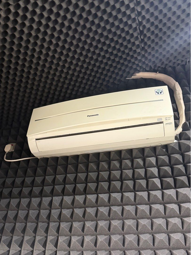 AC Panasonic Low watt R32 3/4 pk, Elektronik, Lainnya di Carousell