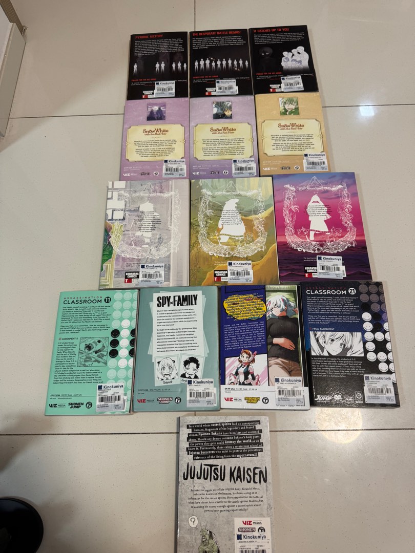 Assorted Manga Volumes - Attack on Titan, Spy Family, Jujutsu Kaisen ...