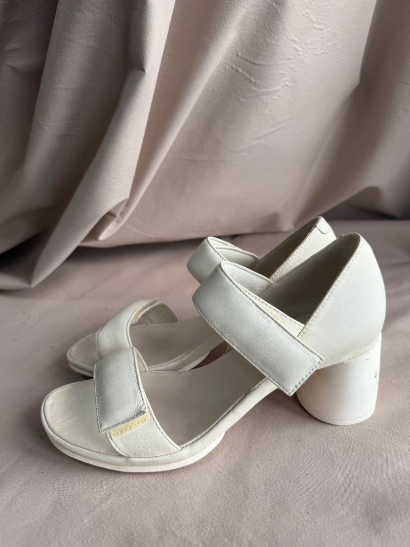 Camper Heels, Women's Fashion, Footwear, Heels on Carousell