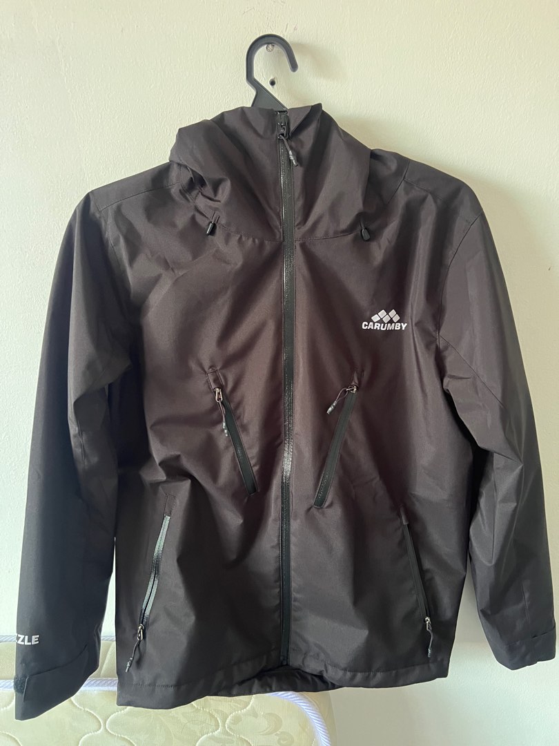 Carumby, Men's Fashion, Coats, Jackets and Outerwear on Carousell