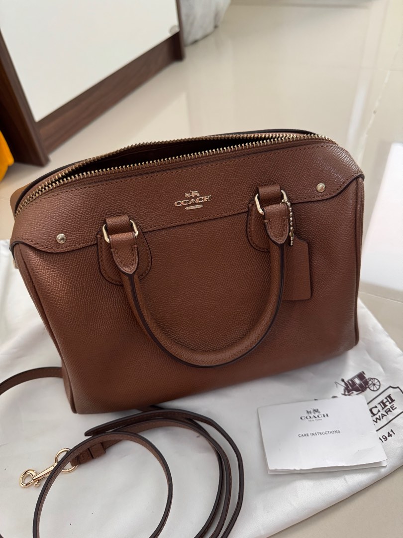 Coach Mini Bennet, Barang Mewah, Tas & Dompet di Carousell