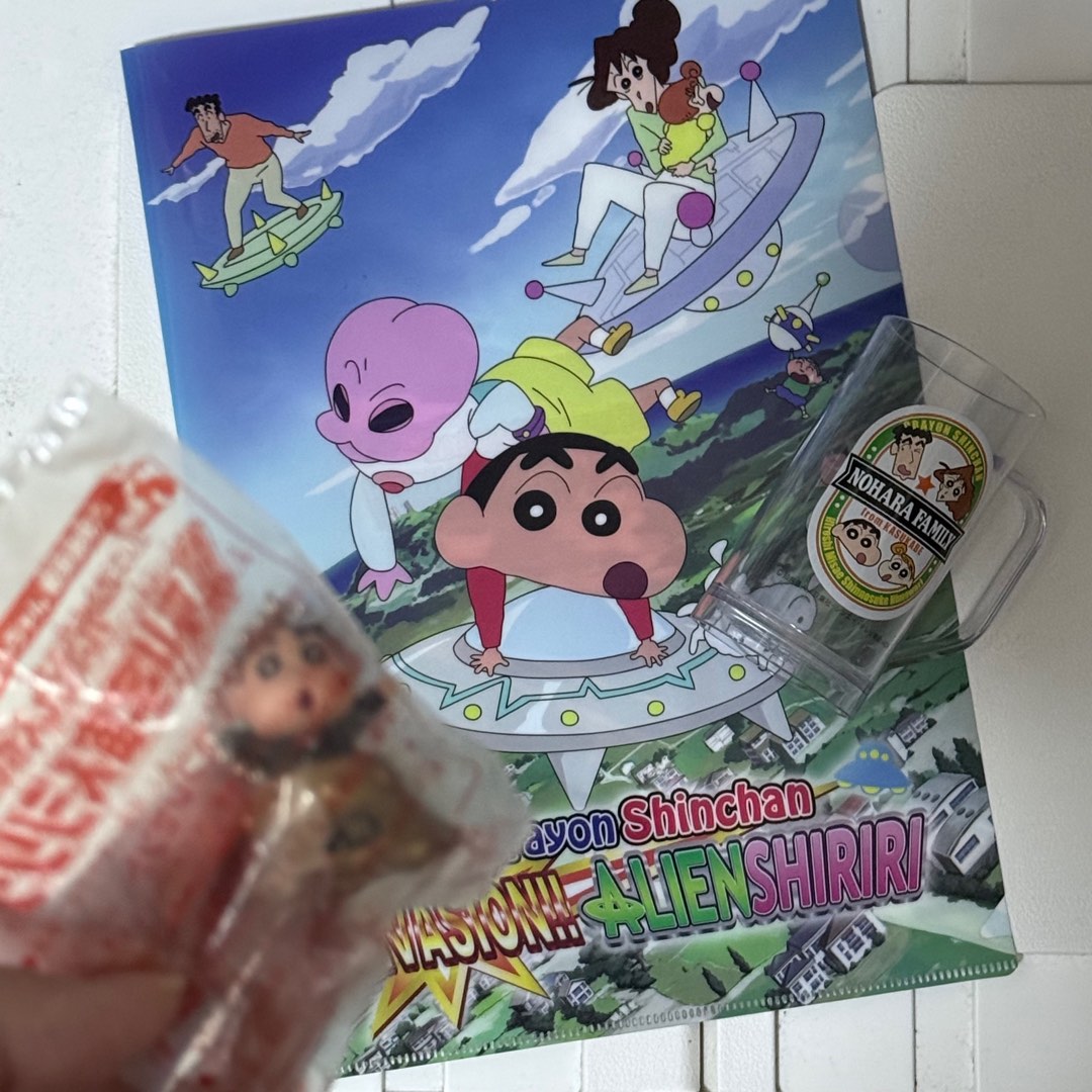 Crayon Shinchan Alien Shiriri Stationery Set, Hobbies & Toys ...