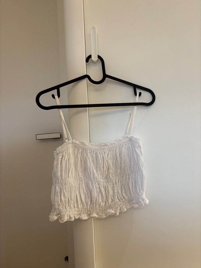 glassons top, Women's Fashion, Tops, Sleeveless on Carousell