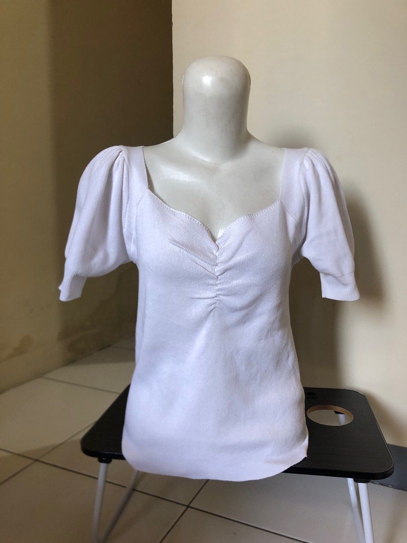 GRL white top lengan balon cute coquette aestethic pinterest, Fesyen ...