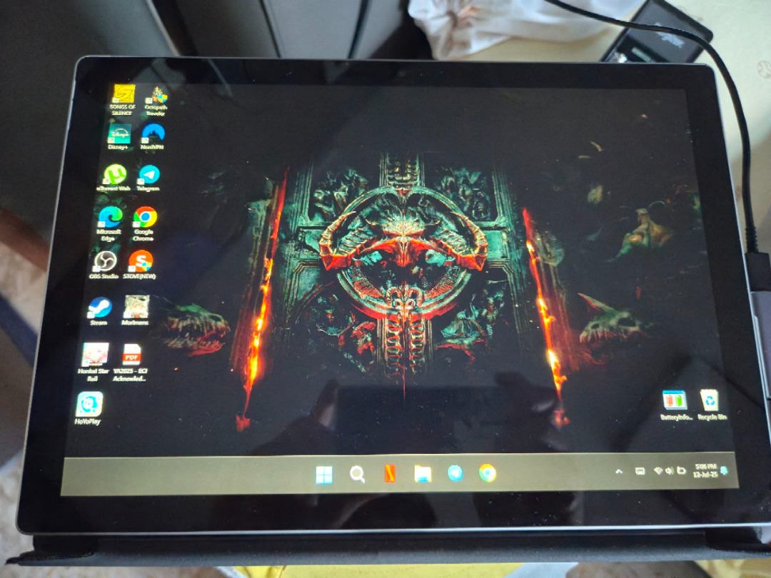 Microsoft Surface Pro 5th gen (Model 1796), Computers & Tech, Laptops ...