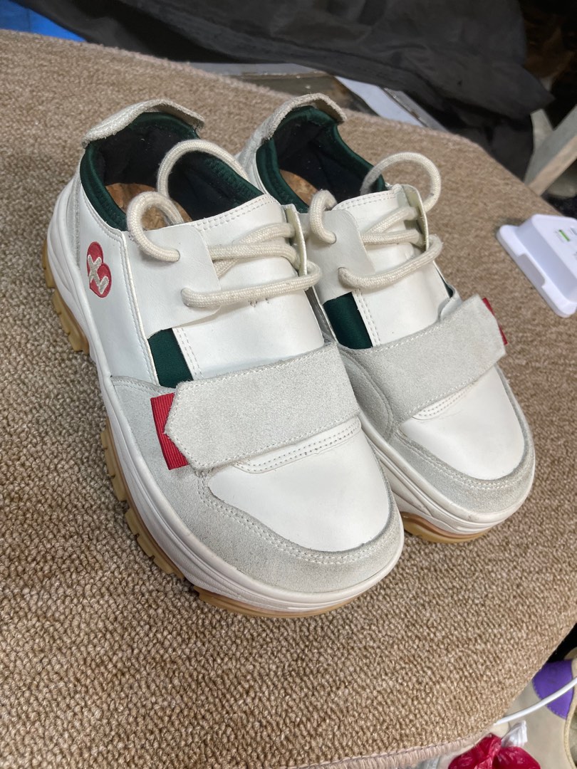 Otz shoes made in korea us 8, Men's Fashion, Footwear, Sneakers on ...