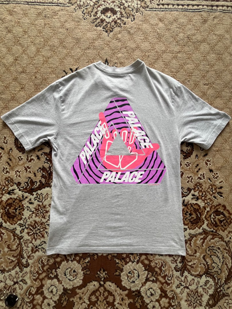 Palace tri-zooted shakka, Men's Fashion, Tops & Sets, Tshirts & Polo ...