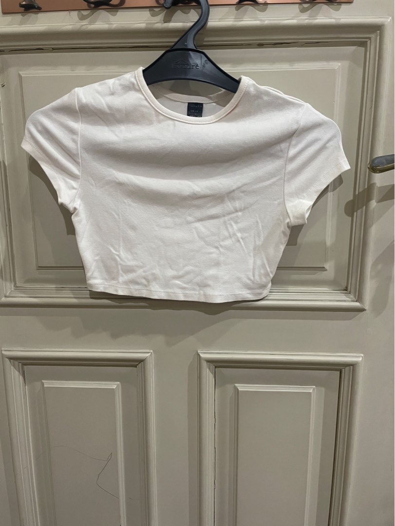 SHEIN white crop top, Fesyen Wanita, Pakaian Wanita, Atasan di Carousell