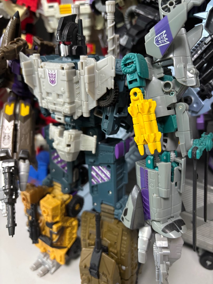 Transformers Generations Combiner Wars Bruticus Action Figure, Hobbies ...