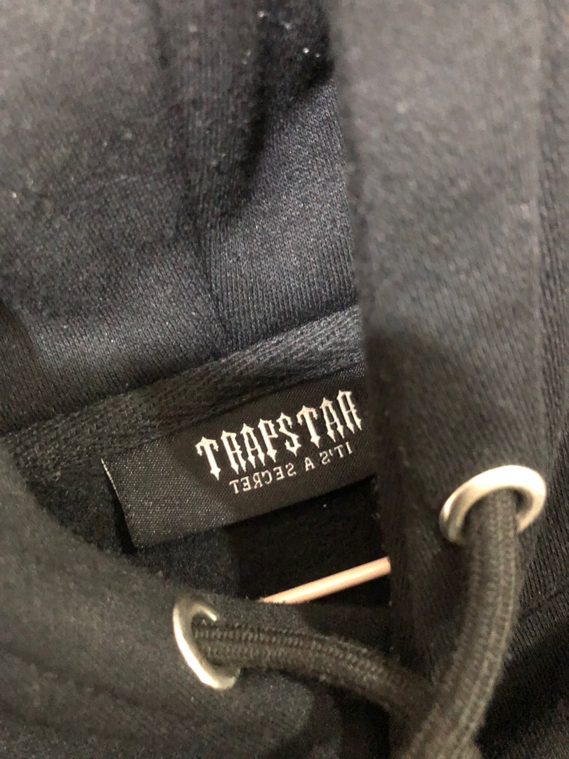 Trapstar hoodie + svg 2 bag (siap pos), Men's Fashion, Tops & Sets ...