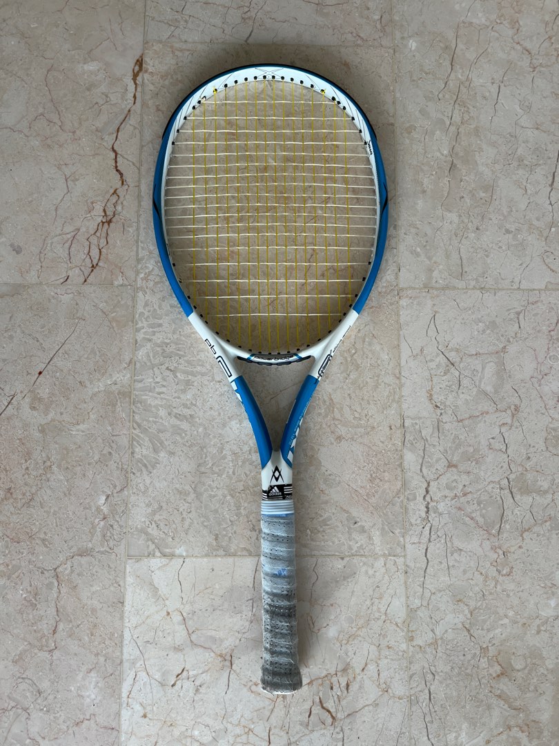 Volkl DNX6 Attiva tennis racket Grip 1 , Sports Equipment, Sports ...