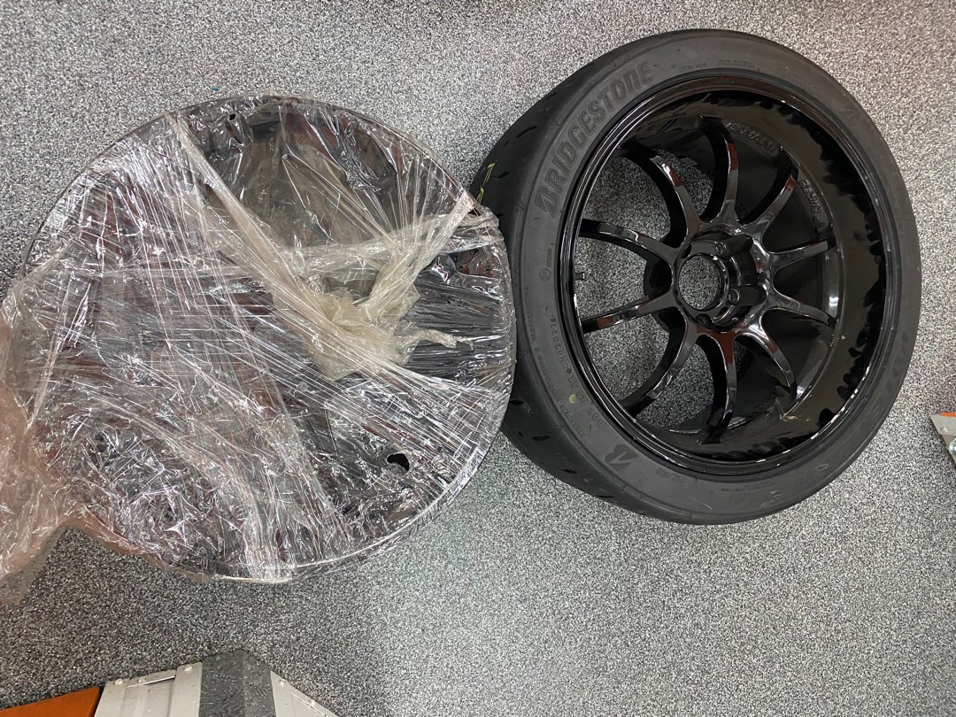 18 inch Advan Racing Rims, Car Accessories, Tyres & Rims on Carousell