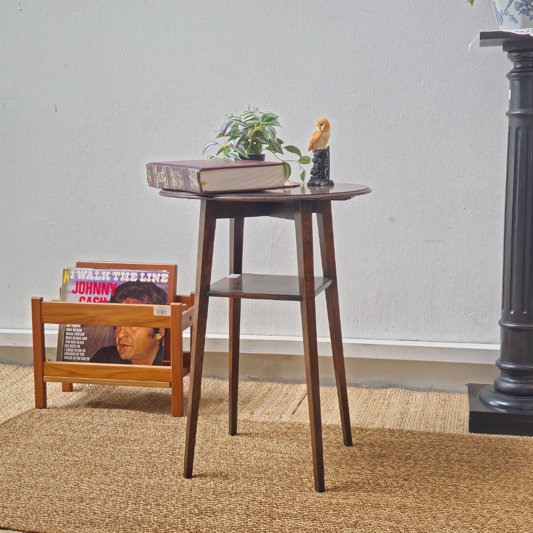 19th century small circular oak occasional table on slender splayed ...