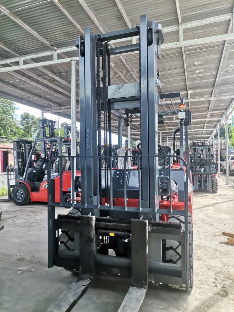 5 Tons 4 Meters HELI Forklift, Commercial & Industrial, Industrial ...