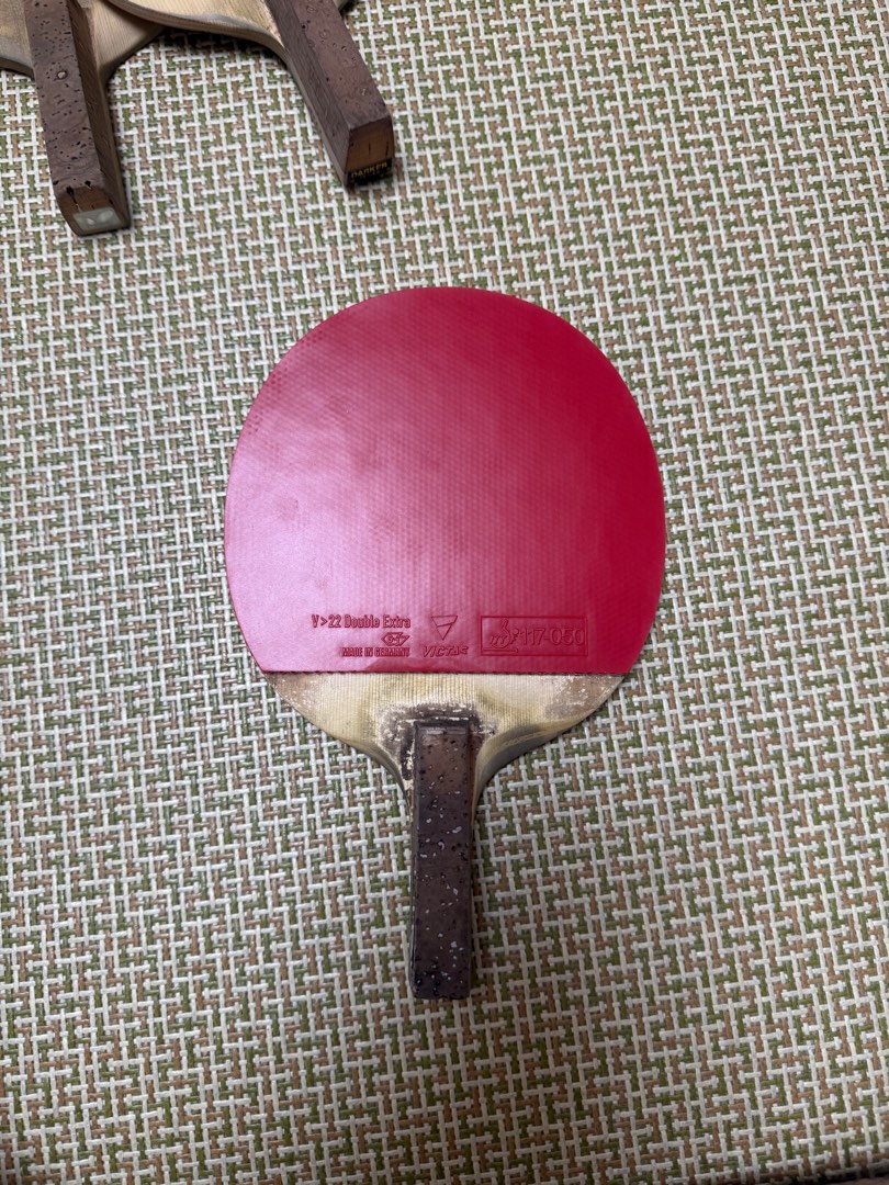 日直 TSP / Victas 丸型五夾, 運動產品, 運動與體育, 運動與體育 - 球拍和球類運動 - Carousell