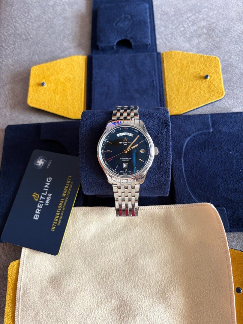 Breitling Day date 40mm black dial Chronometer, Luxury, Watches on Carousell