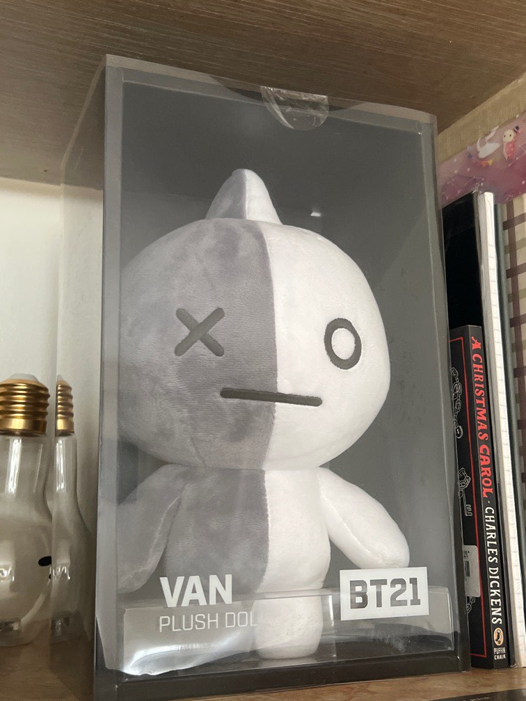 BT21 Van plush figurine, Hobbies & Toys, Memorabilia & Collectibles, K ...