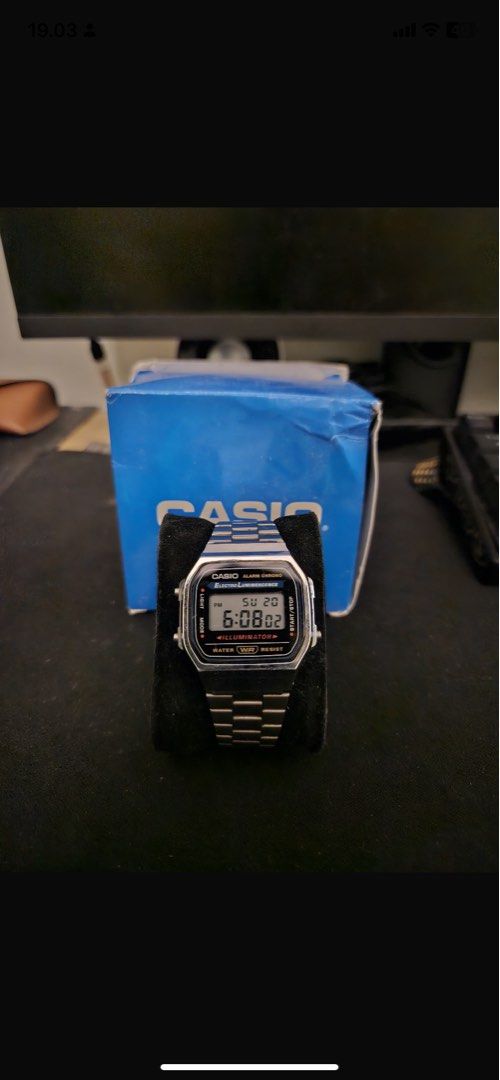 Casio wr, Barang Mewah, Jam Tangan di Carousell