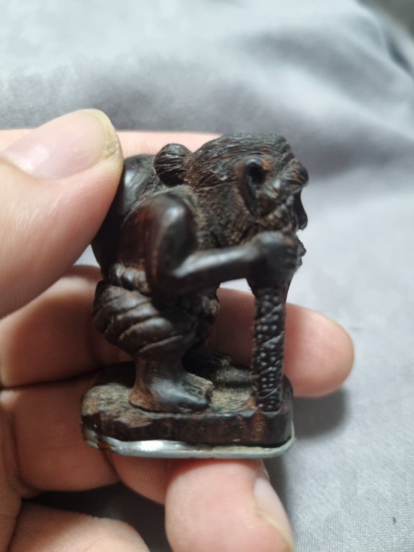 CK Moo Chuchok mai phayung [BE2560], Hobbies & Toys, Religious Items on ...