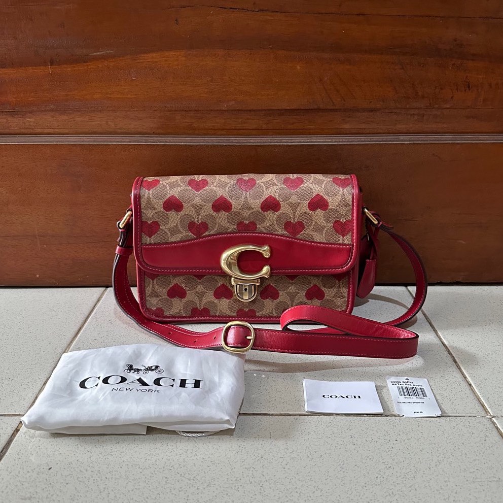 Coach butik studio original, Barang Mewah, Tas & Dompet di Carousell