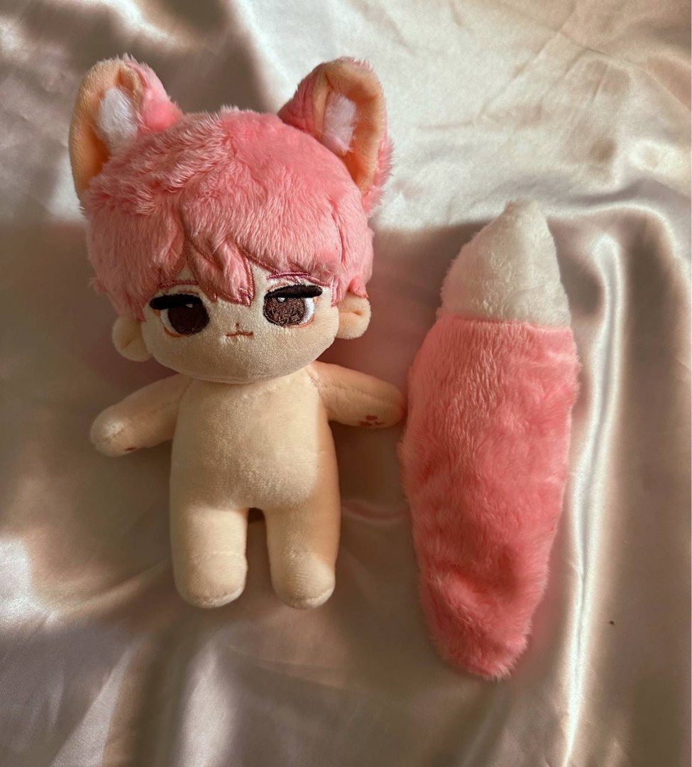 debut or die moondae doll, Hobbies & Toys, Memorabilia & Collectibles ...