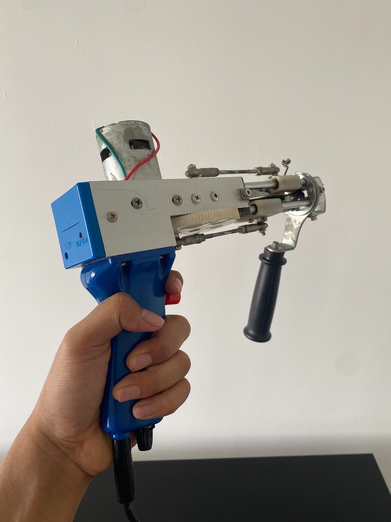 Electric Rug Tufting Gun, Hobbies & Toys, Stationery & Craft, Craft ...