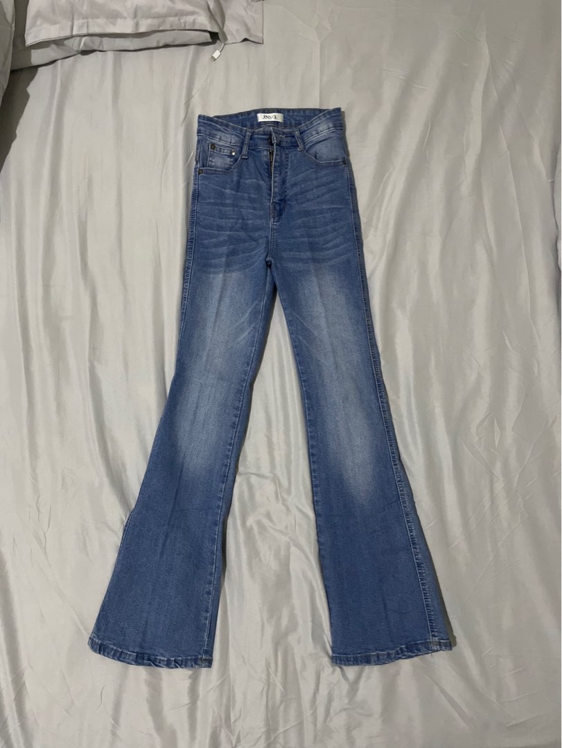Flare Jeans Cutbray Jiniso, Fesyen Wanita, Pakaian Wanita, Bawahan di ...