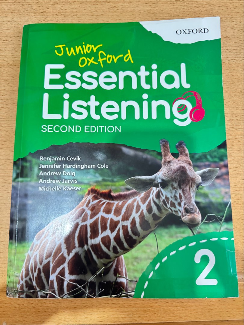 Junior Oxford Essential Listening 2, 興趣及遊戲, 書本 & 文具, 教科書 - Carousell