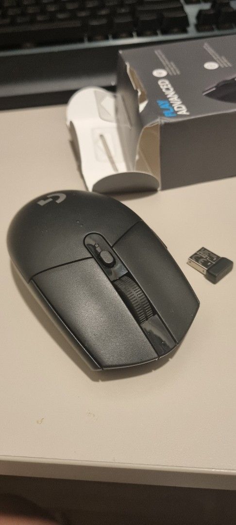 Logitech G304 lights peed wireless gaming mouse, Computers & Tech ...