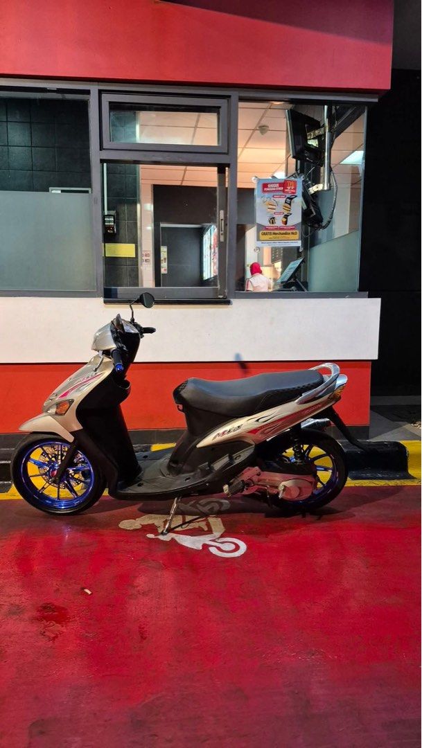 Mio 2007 asli perak SPECIAL EDITION yamaha lengkap, Motor di Carousell