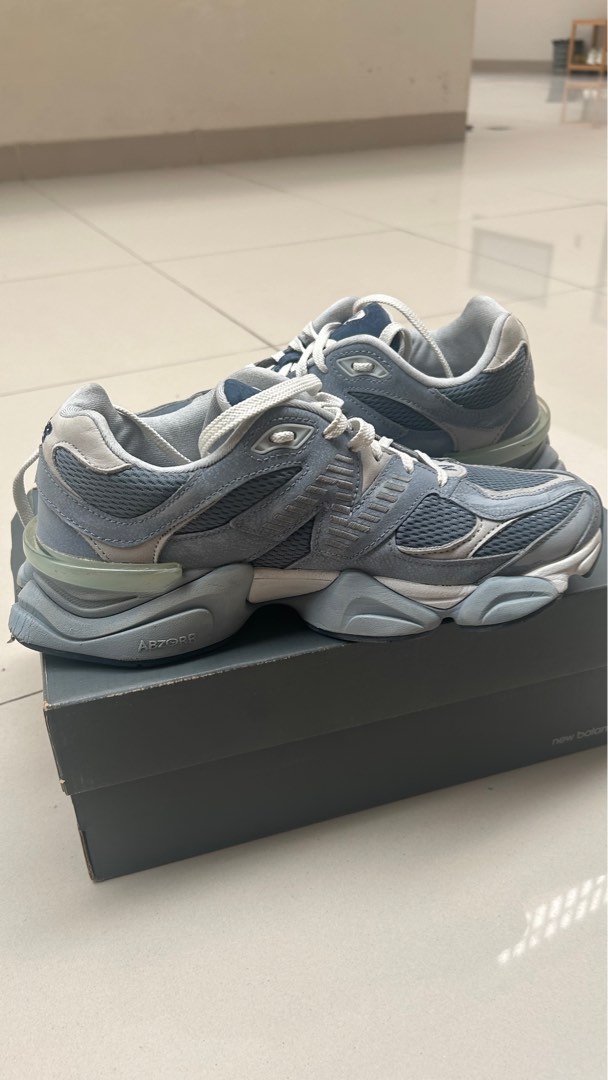 ORI New Balance 9060 Moon Daze (Grey day 2023), Fesyen Pria, Sepatu ...