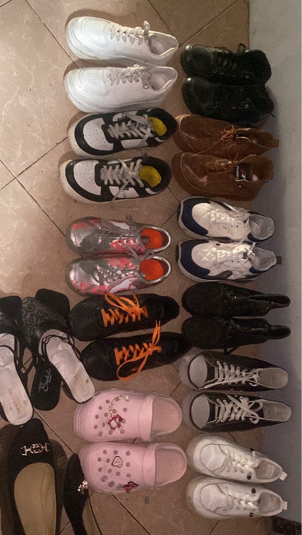 Sepatu macem2, Fesyen Wanita, Sepatu di Carousell