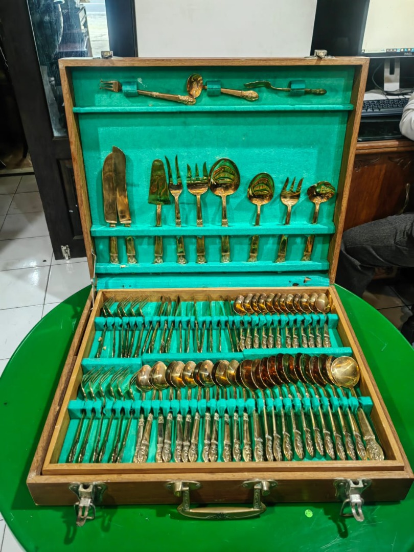 Set Sendok Thailand Antik – 144 Pcs Kuningan, Antik, Furnitur di Carousell