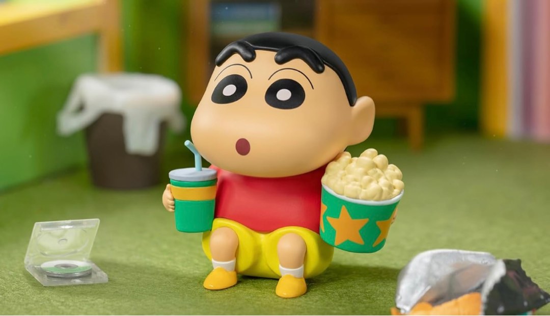 Shin-chan Figurine - Movie Night & Sleepy Time, Hobbies & Toys, Toys ...
