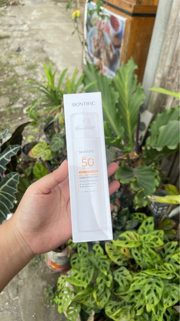 SKINTIFIC - All Day Light Sunscreen Mist SPF 50 PA++++ 120ml ...
