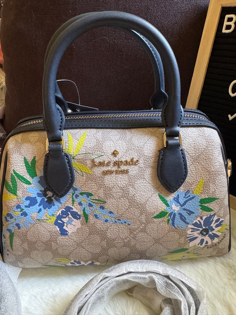 Authentic and brand new Kate Spade Duffle Bag, Women's Fashion, Bags ...