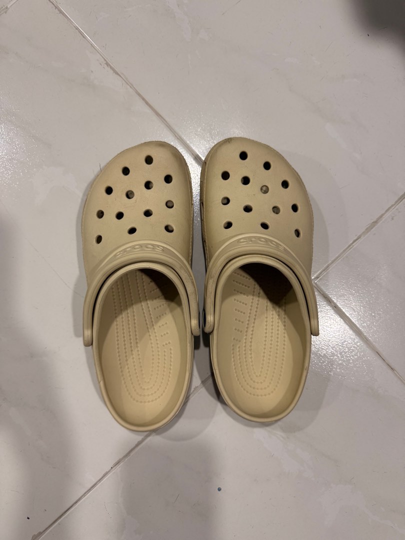 Crocs - Beige / Bone, Men's Fashion, Footwear, Flipflops and Slides on ...