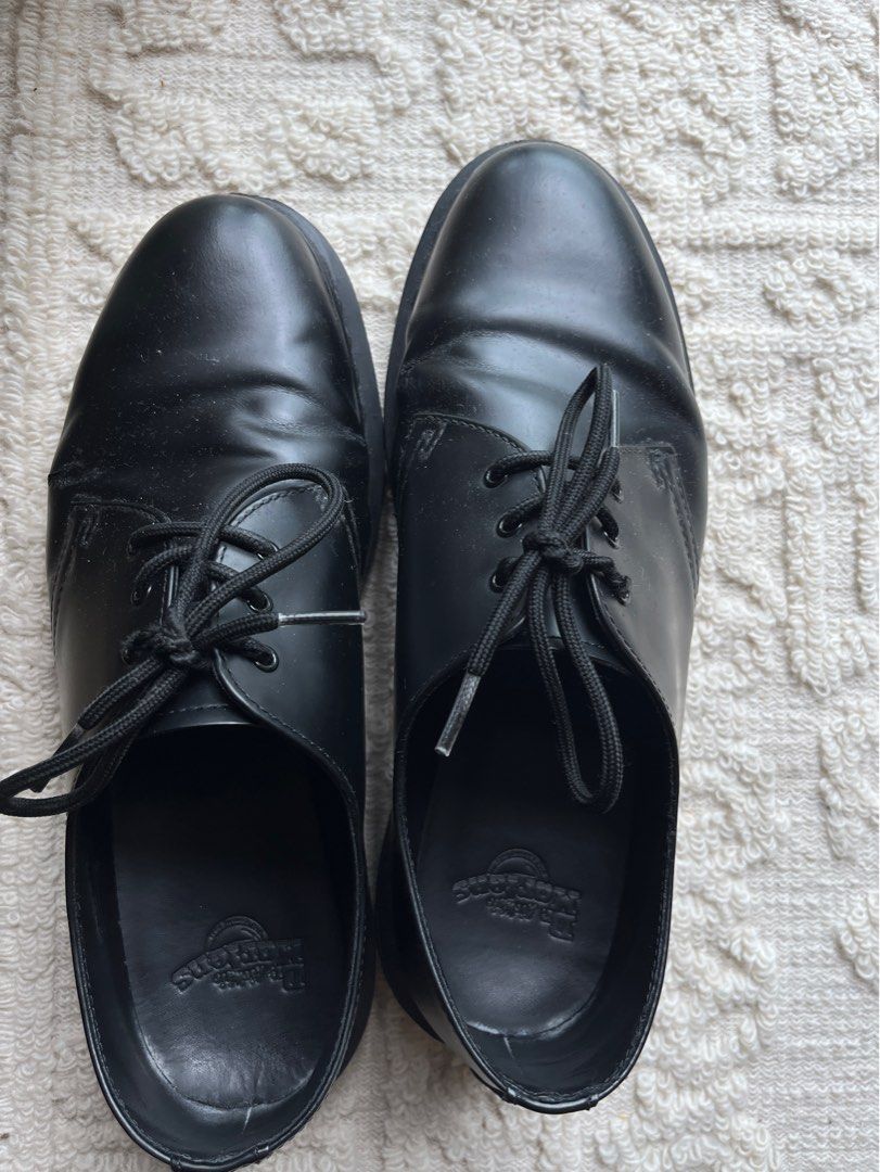 Dr MARTENS OXFORD SHOES -UK 10, 男裝, 鞋, 西裝鞋 - Carousell