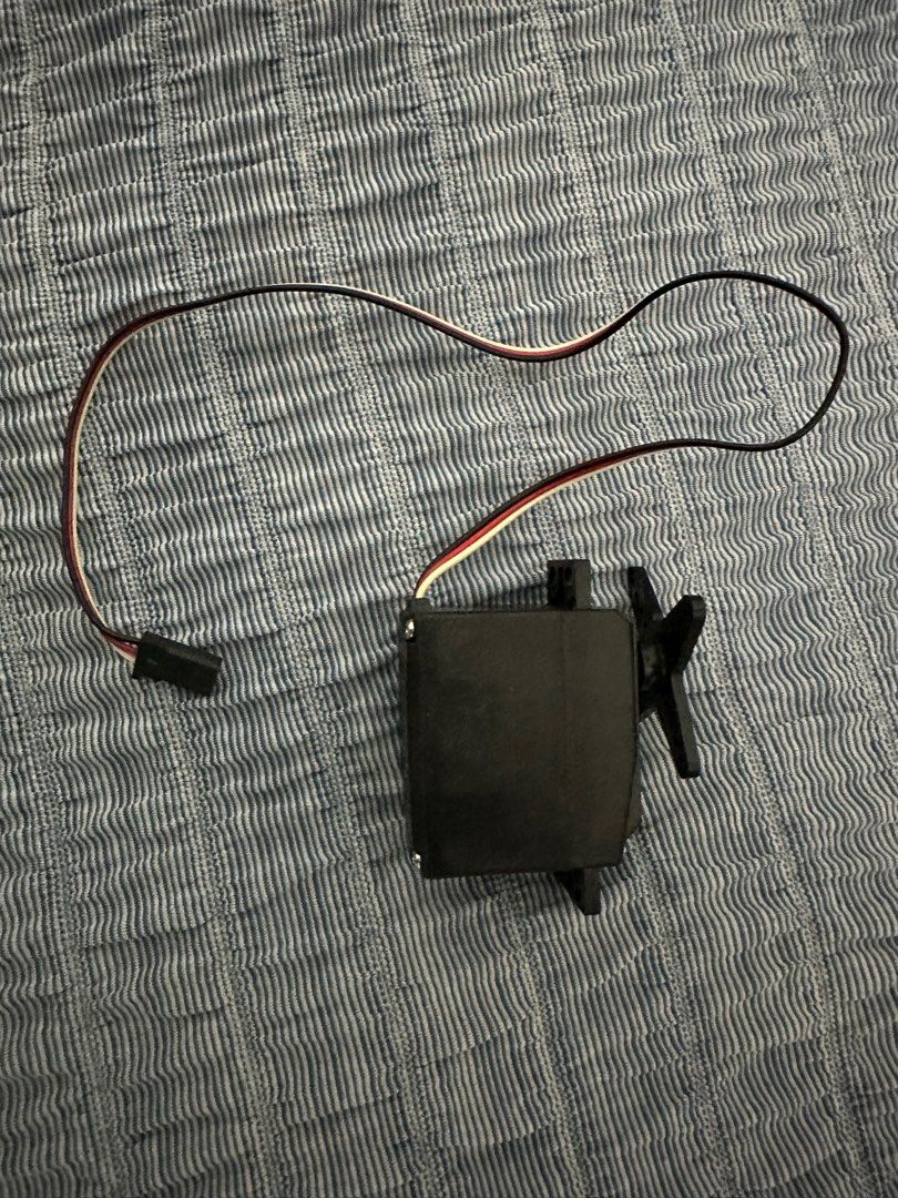 Futaba S3003 Servo Motor, Hobbies & Toys, Toys & Games on Carousell