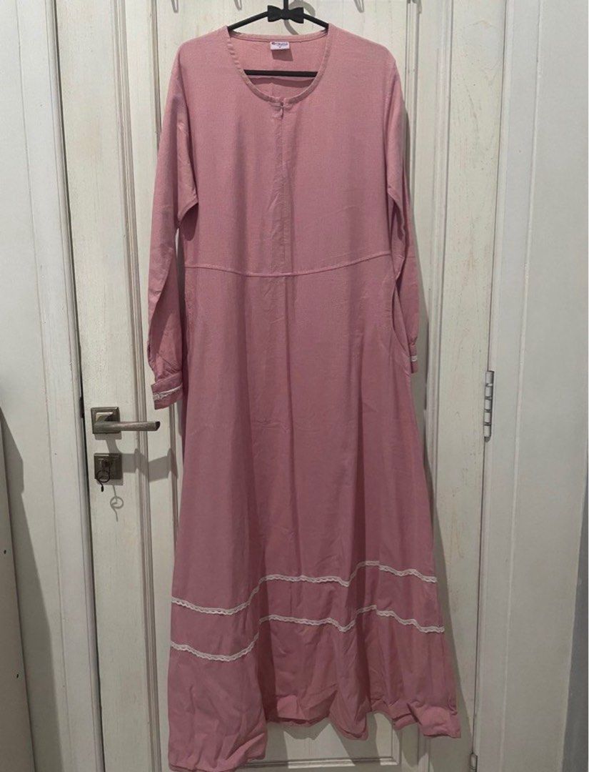 Gamis Pink, Fesyen Wanita, Muslim Fashion, Gaun di Carousell